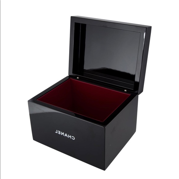 CHANEL | Storage & Organization | Chanel La Boite Lacquee Black Packer ...
